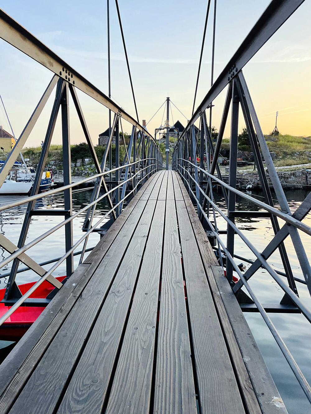 Torsdagstriss – broar – Popprinsessan